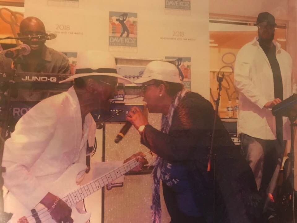 Leslie Green and Larry Graham - Ramblin' with Roger